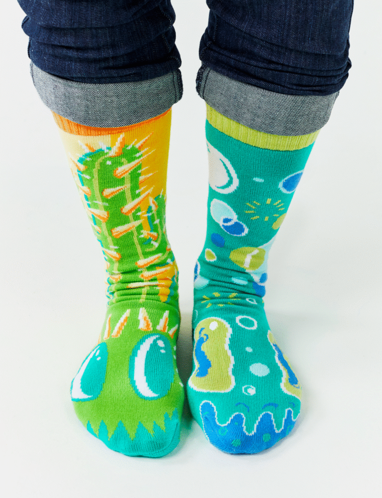 ADULT POKEY & POPPY SOCKS - Pink Robin